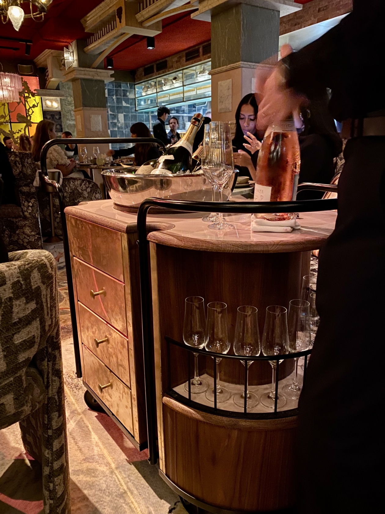 Restaurant The SIREN: over de top interieur én heel goed eten | FavorFlav