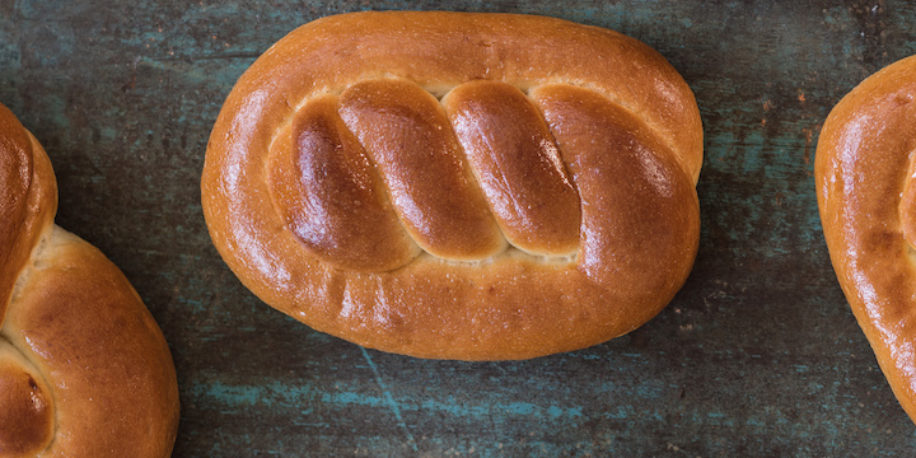 Luxe gevlochten broodjes | FavorFlav