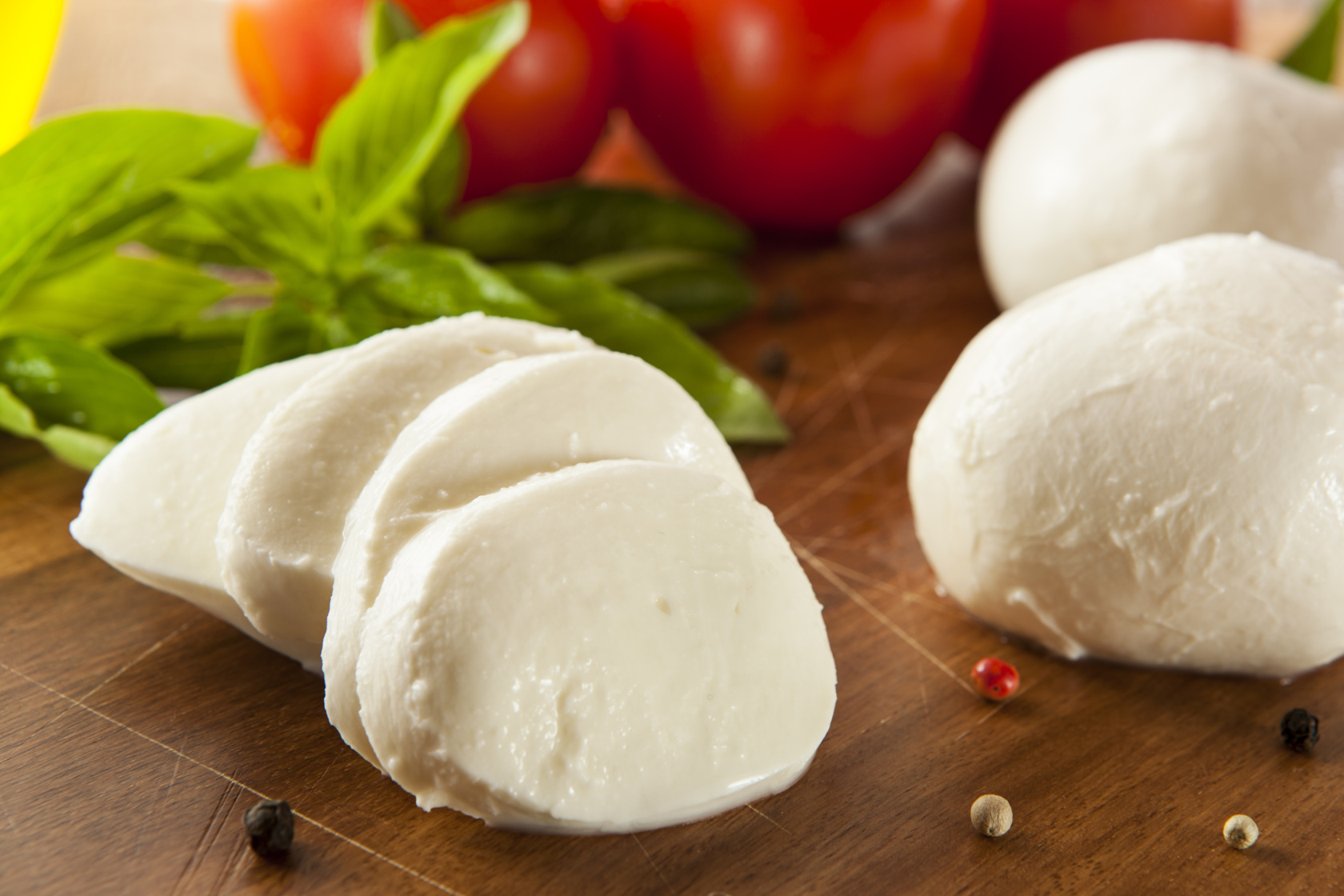 Wat is het verschil tussen mozzarella, burrata en stracciatella ...