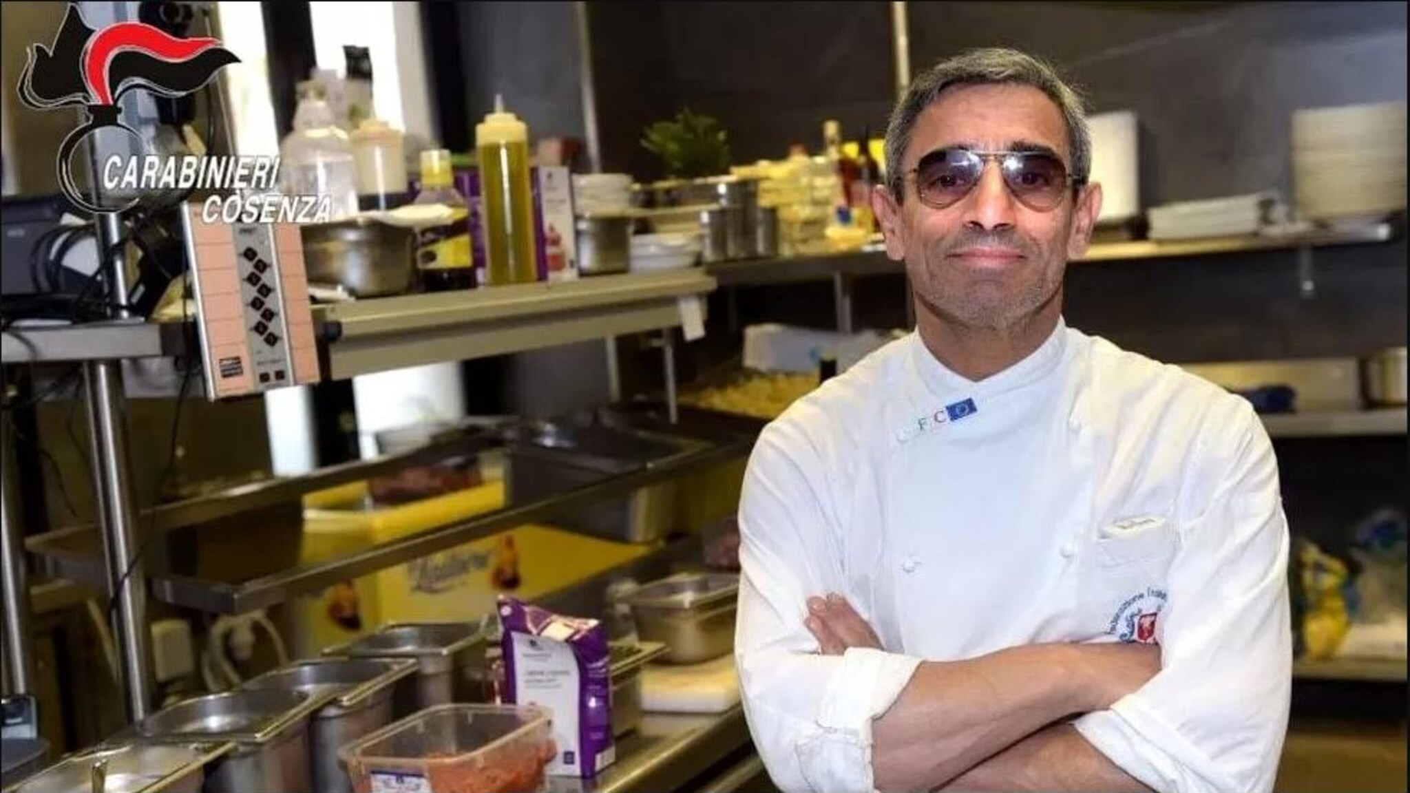 Gezochte maffiabaas werkte jarenlang ongemerkt als pizzabakker | FavorFlav